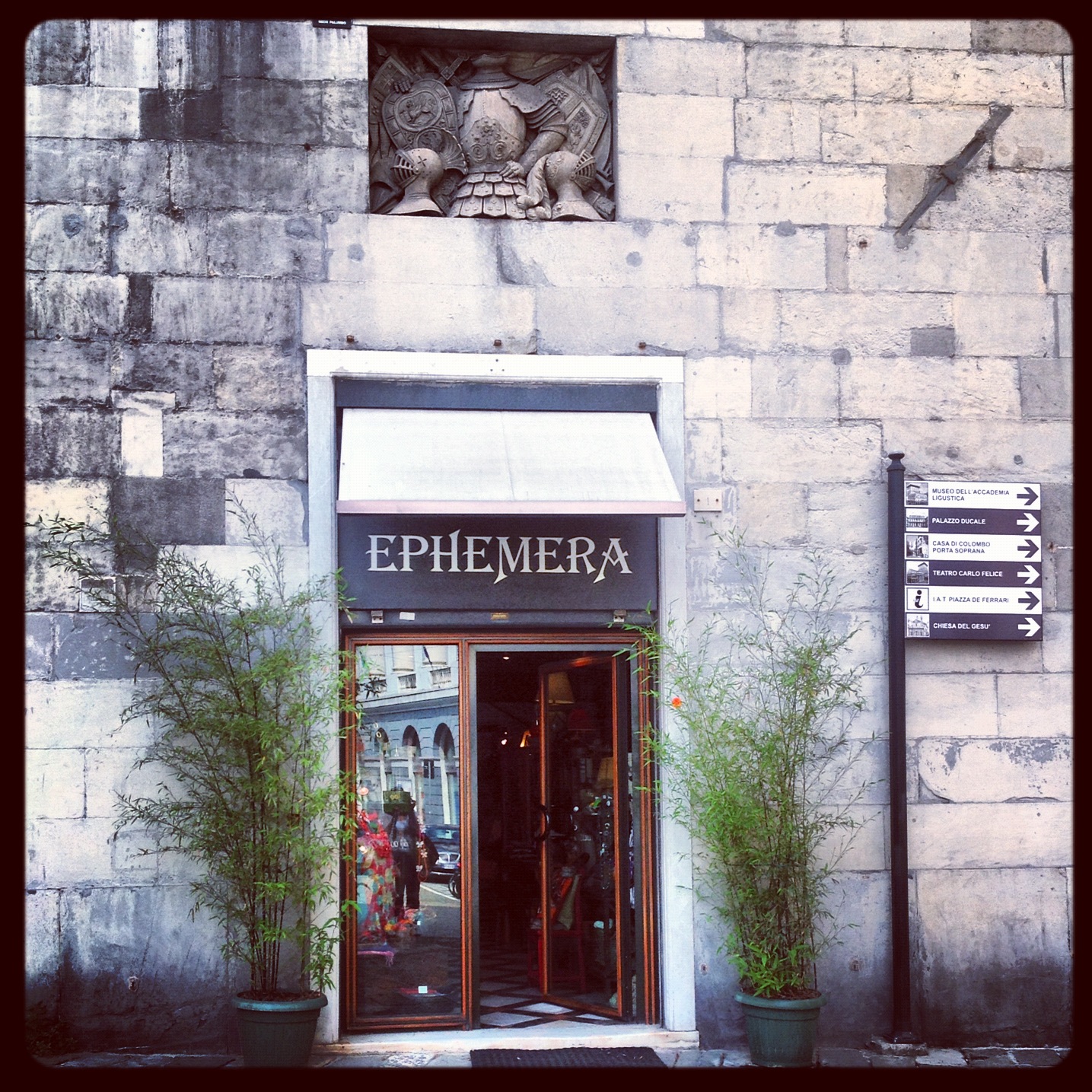 in genova in: dove l'oriente incontra Genova: Ephemera